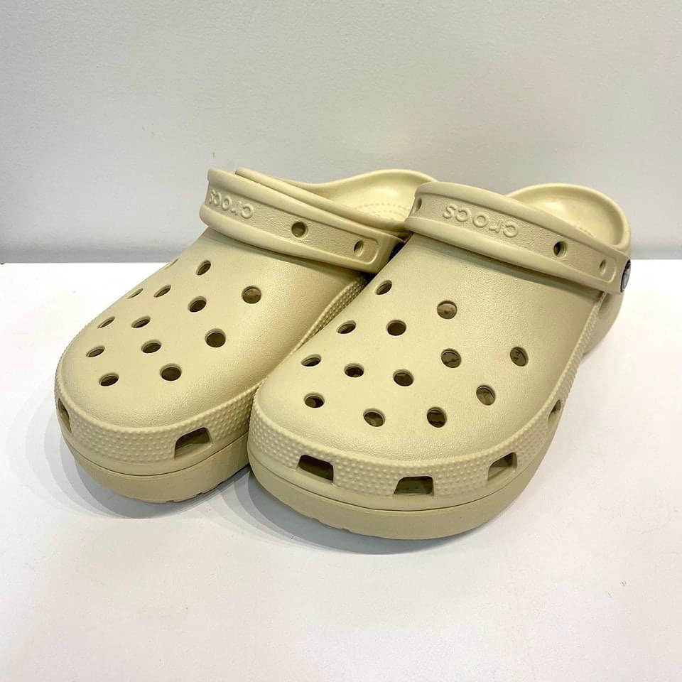 Crocs Classic Platform Clog, Women's Fashion, Footwear, Slippers and ...