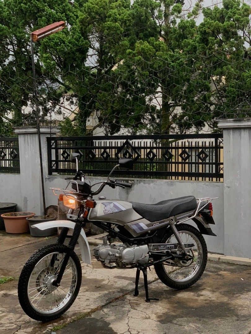 Honda win 2002 SS lengkap N pasuruan mati dr 2010 Cat baru Mesin blok ...