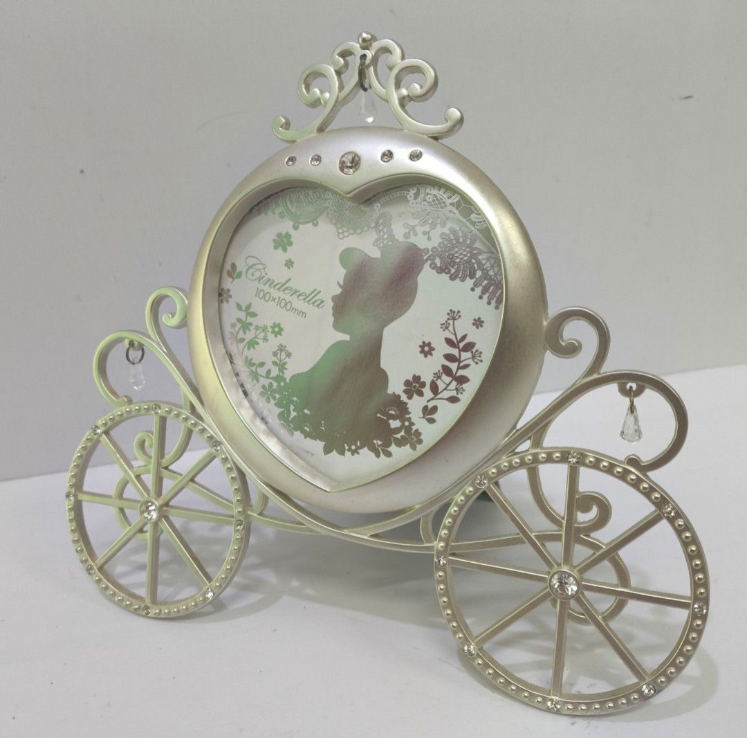Japan Disney Cinderella Heart Glitter Carriage Photo Stand Frame ...