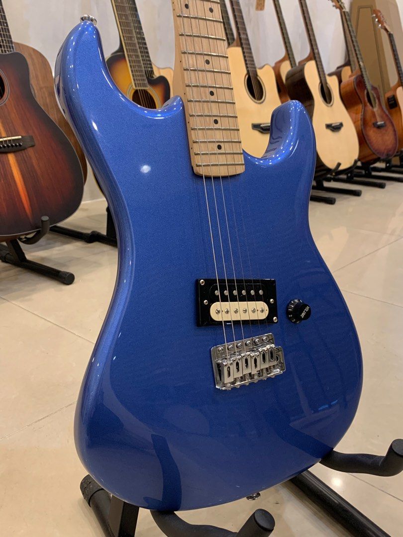 Kramer Baretta Special super strat, Hobbies & Toys, Music & Media ...