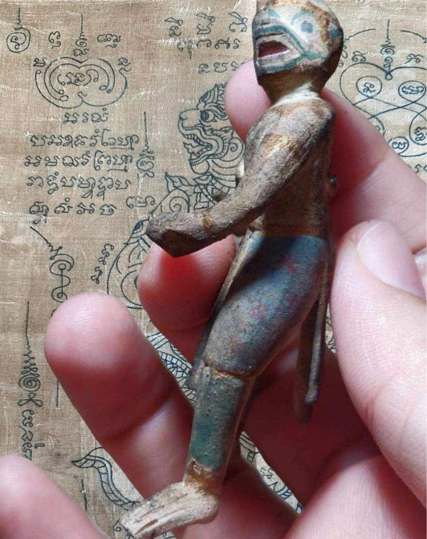 LP Kuay Hanuman, Hobbies & Toys, Memorabilia & Collectibles, Religious ...