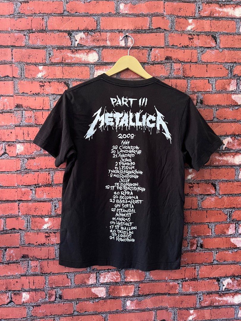 Metallica x Uniqlo, Men's Fashion, Tops & Sets, Tshirts & Polo Shirts ...