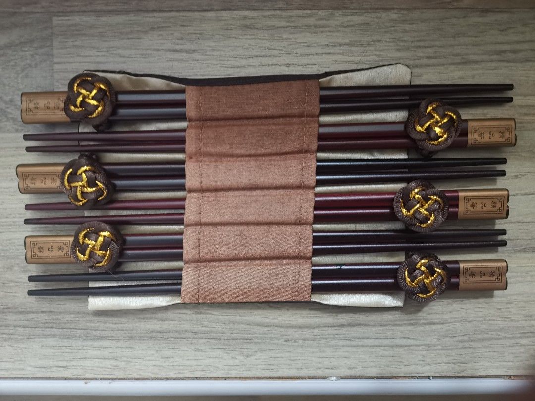 Table mats and chopsticks, Furniture & Home Living, Bathroom & Kitchen ...