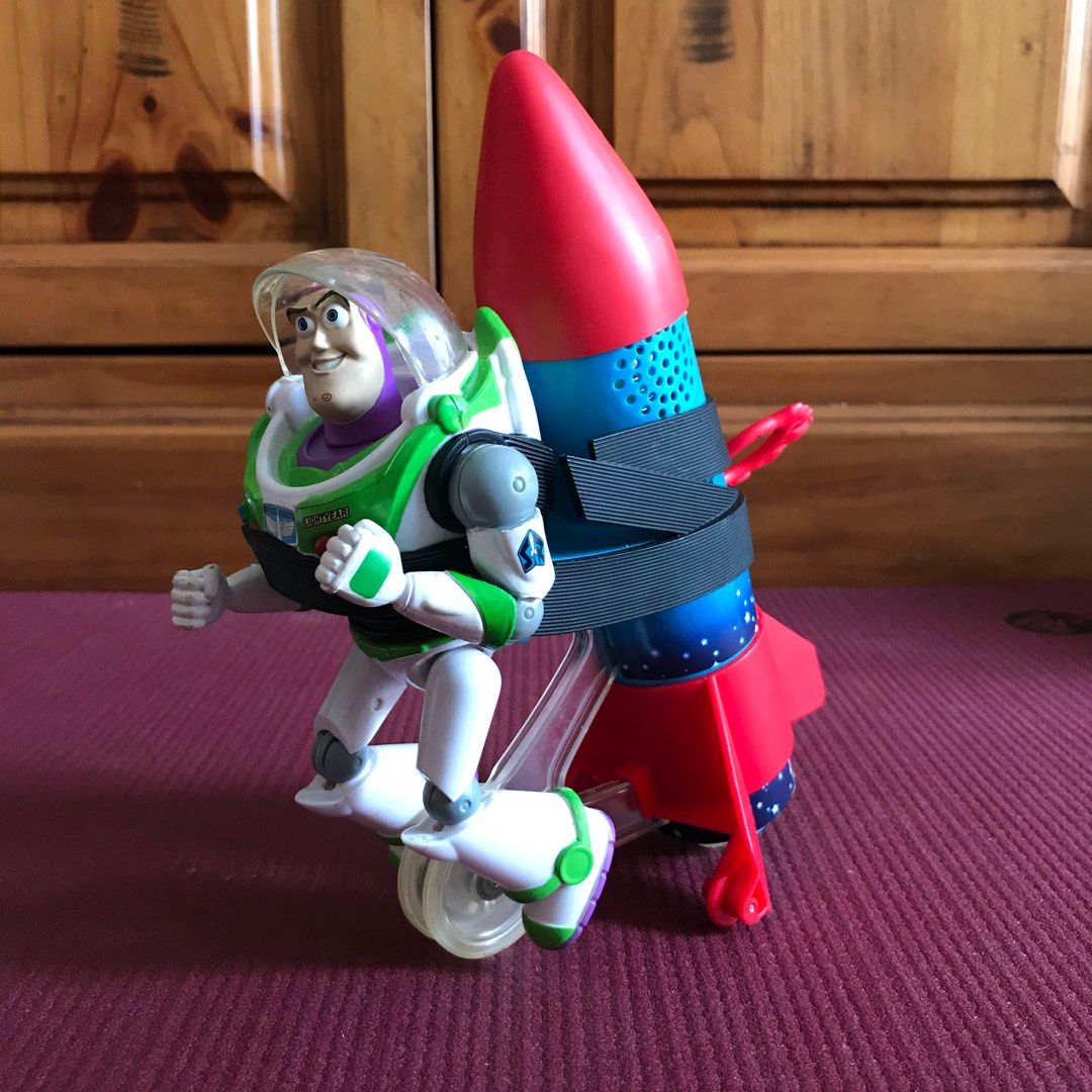 Toy Story Rocket Running Buzz Lightyear, Hobbies & Toys, Toys & Games ...