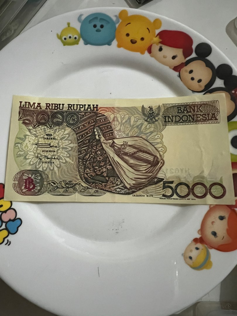 Uang Kuno pecahan 5000 / lembar, Antik, Uang Lama di Carousell
