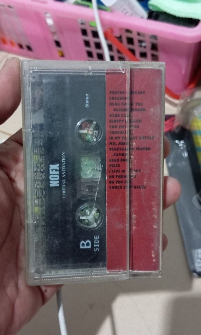 Yaow kaset pita NOFX, Toys & Collectibles, Lainnya di Carousell