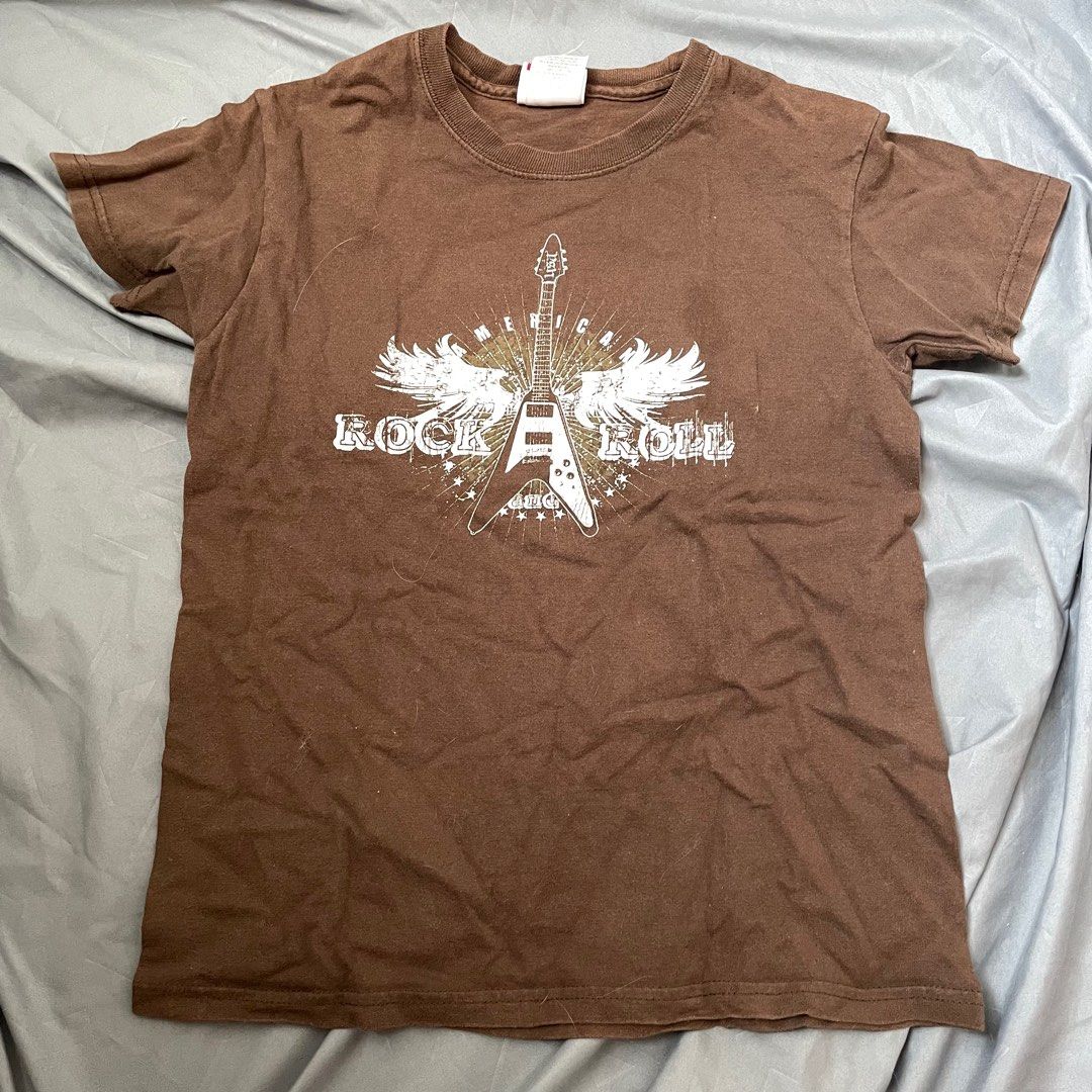 brown grunge rock crop top, Women's Fashion, Tops, Shirts on Carousell