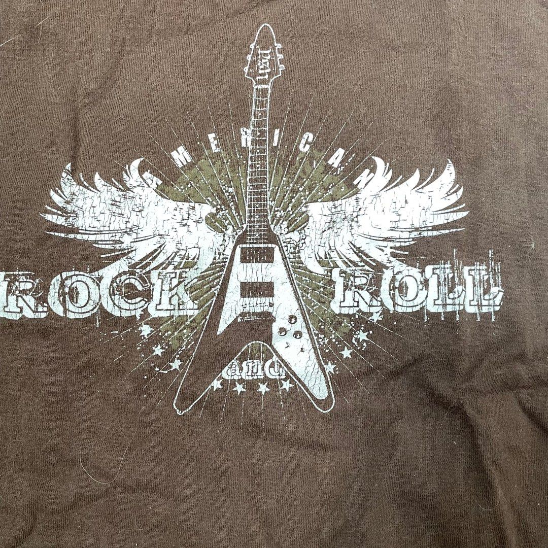 brown grunge rock crop top, Women's Fashion, Tops, Shirts on Carousell