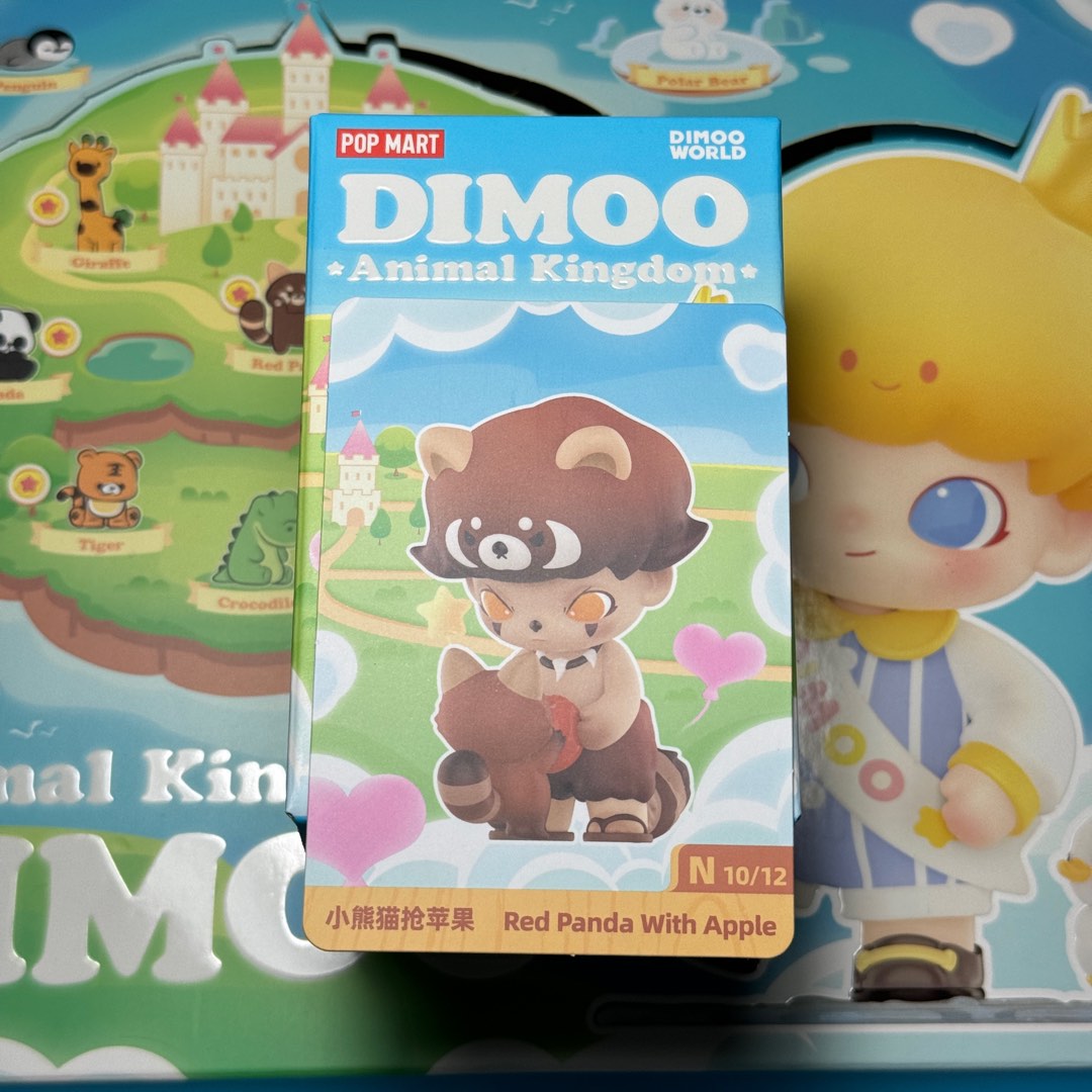 DIMOO Red Panda with Apple - Animal Kingdom, Hobbies & Toys, Toys ...