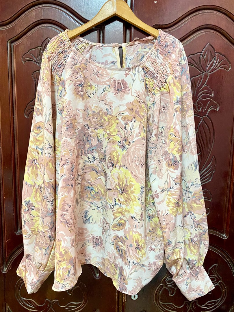Filanto Floral Blouse in Nude Pink, Women's Fashion, Tops, Blouses on ...