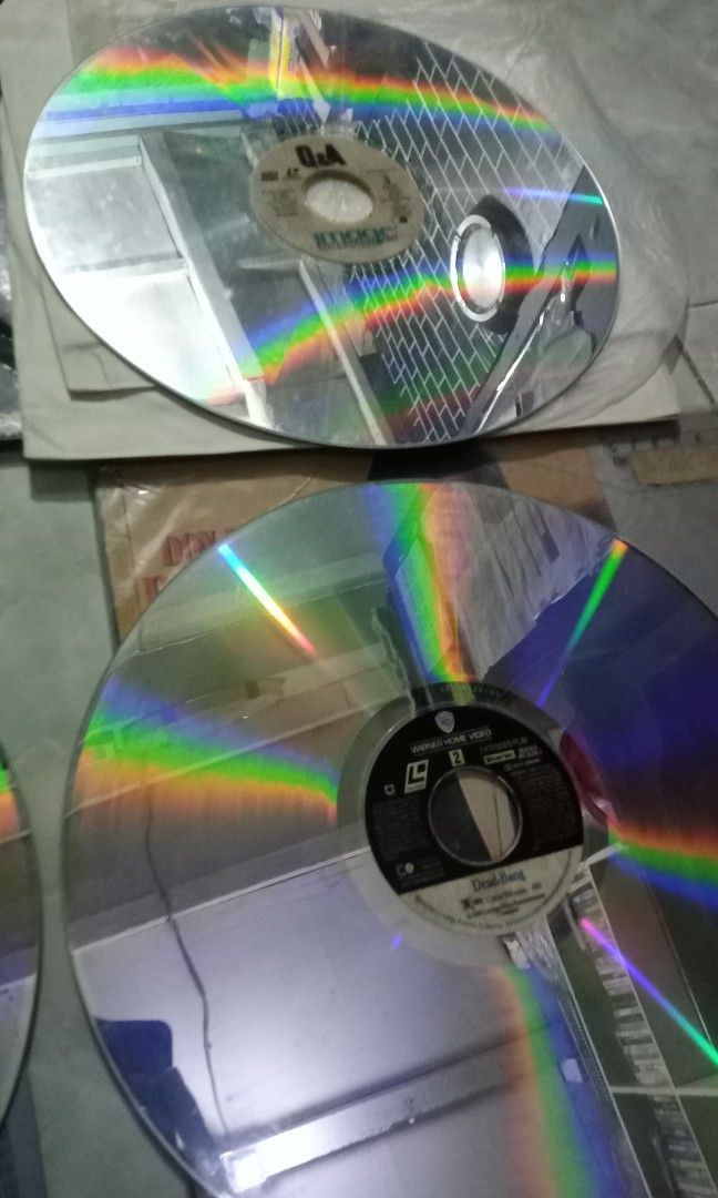 LaSeR disc movie 90an", Musik & Media, CD, DVD & Lainnya di Carousell