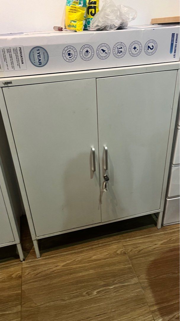 Lemari besi informa, Perabotan Rumah di Carousell