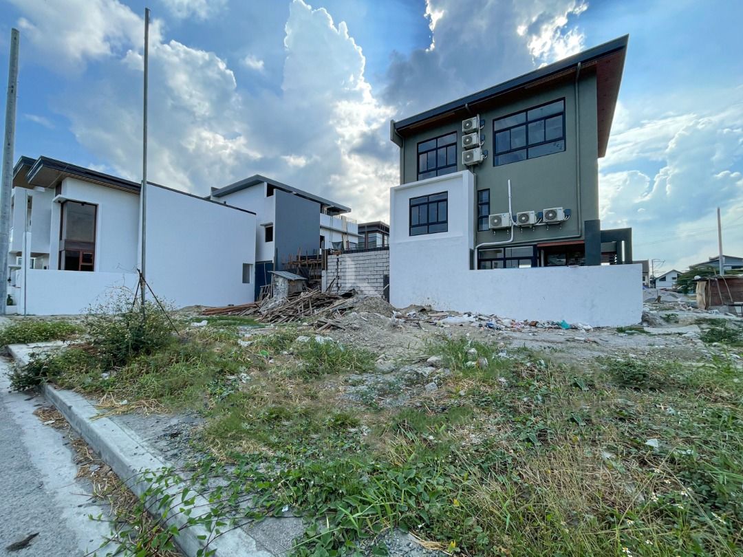 Prime Flat Residential Lot for sale in Greenwoods Pasig not BF Homes ...