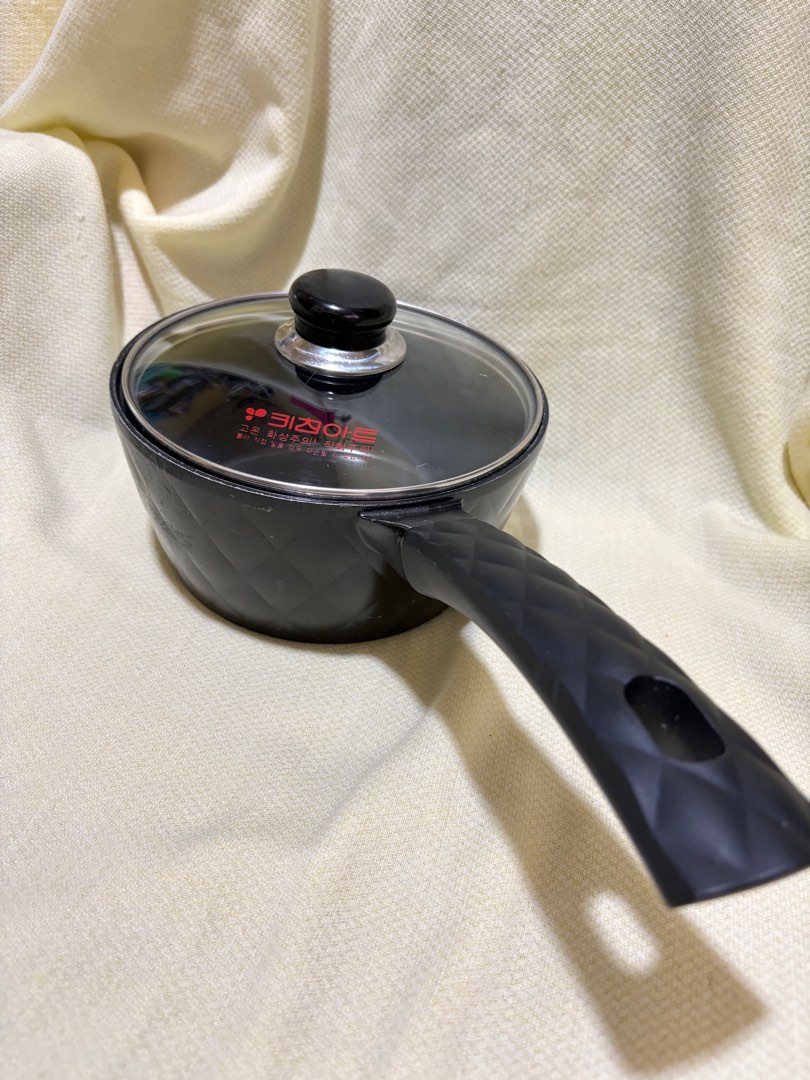Salon by lock n lock sauce pan, Furniture & Home Living, Kitchenware ...