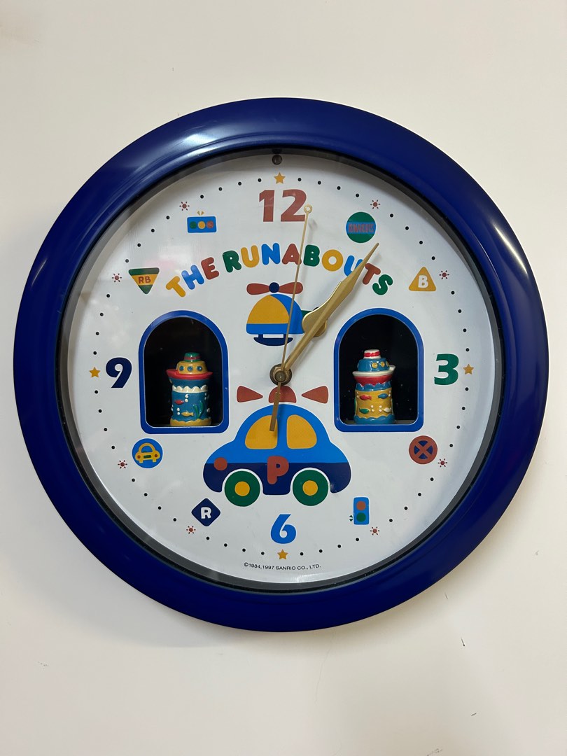 Sanrio Runabouts 正版絕版可掛牆時鐘, 傢俬＆家居, 家居裝飾, 時鐘 - Carousell