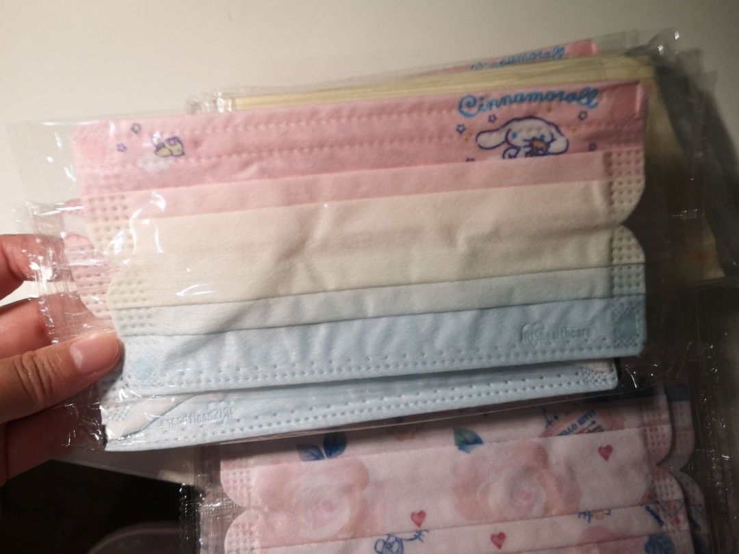 Sanrio mask cinnamoroll rilakkuma hello Kitty for adult, Health ...