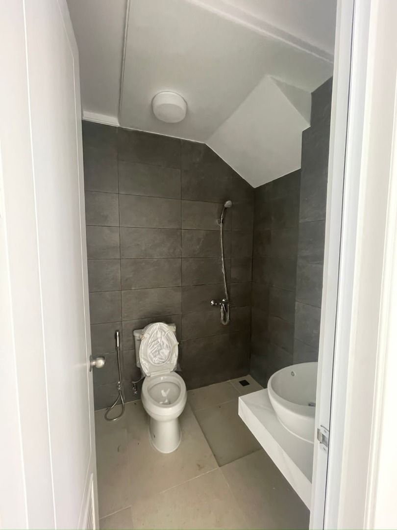 sewa rumah baru gading serpong pasadena residence uk 8x18m, Properti ...