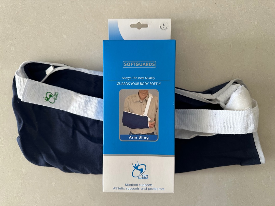 Soft Guard Arm Sling (L), Health & Nutrition, Medical Supplies & Tools ...