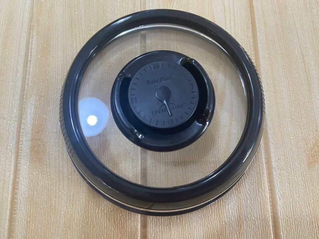 PRESS DOME VACUUM FOOD NUTRILITE, Furniture & Home Living, Kitchenware ...