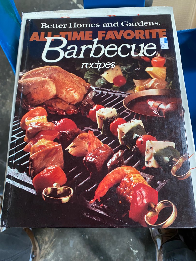 Vintage 1977 barbecue recipe book, Hobbies & Toys, Books & Magazines ...