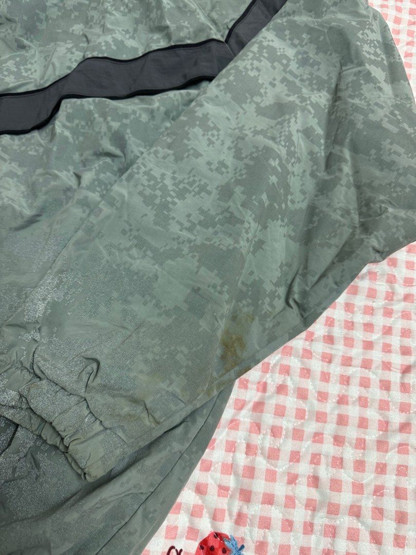 VINTAGE US ARMY REFLECTOR CAMO JACKET, Hobbies & Toys, Collectibles ...