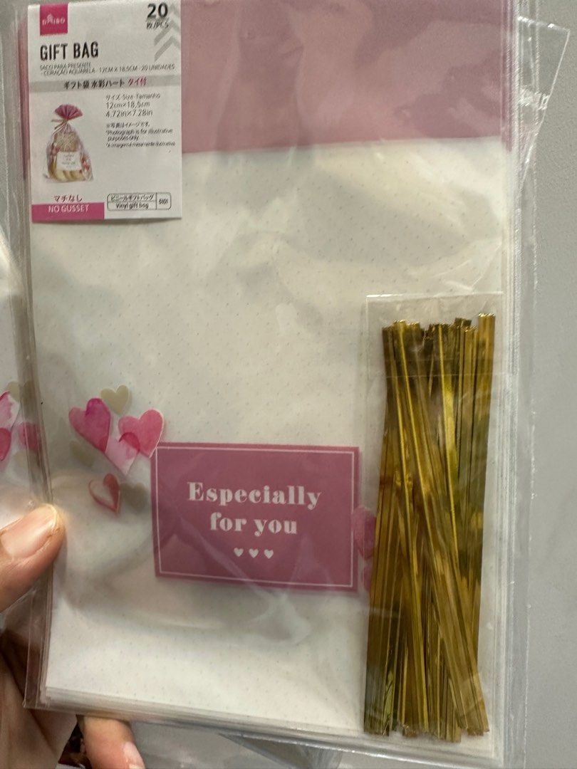 $6 for 59 pcs of daiso gift bags, Hobbies & Toys, Stationery & Craft ...