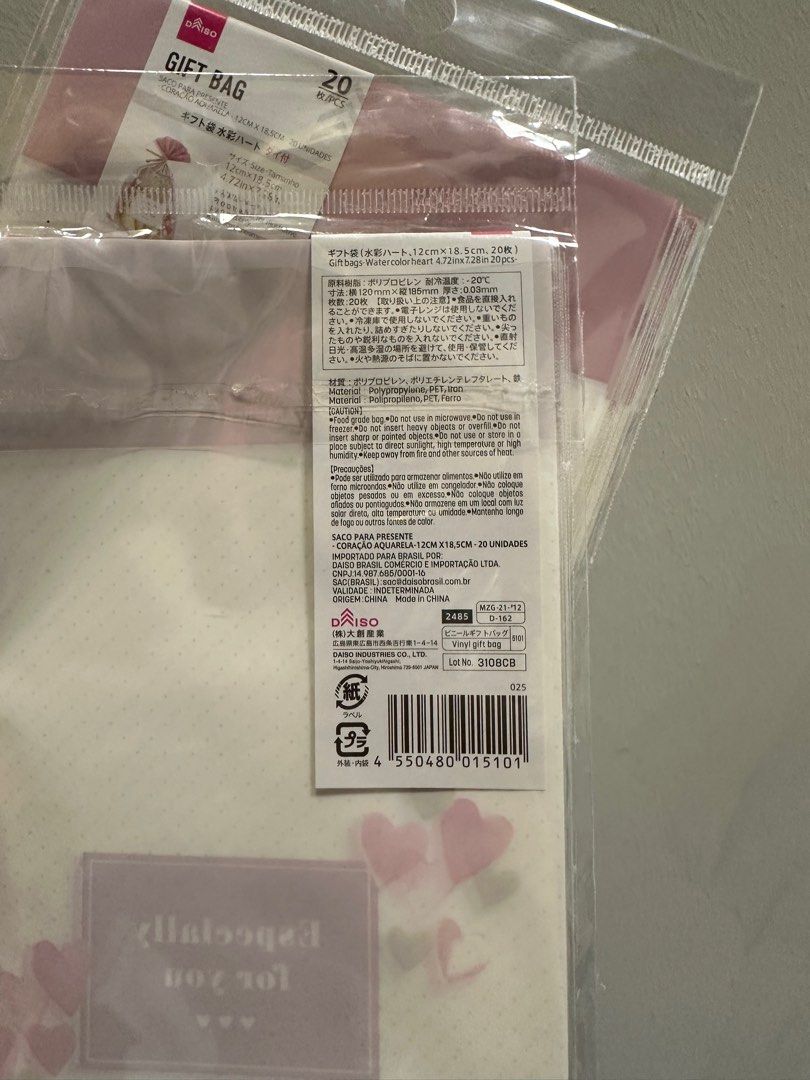 $6 for 59 pcs of daiso gift bags, Hobbies & Toys, Stationery & Craft ...