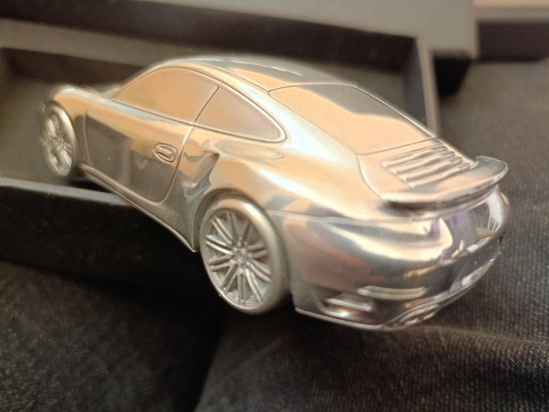 Brand new Porsche 911 Turbo paper weight, Hobbies & Toys, Collectibles ...