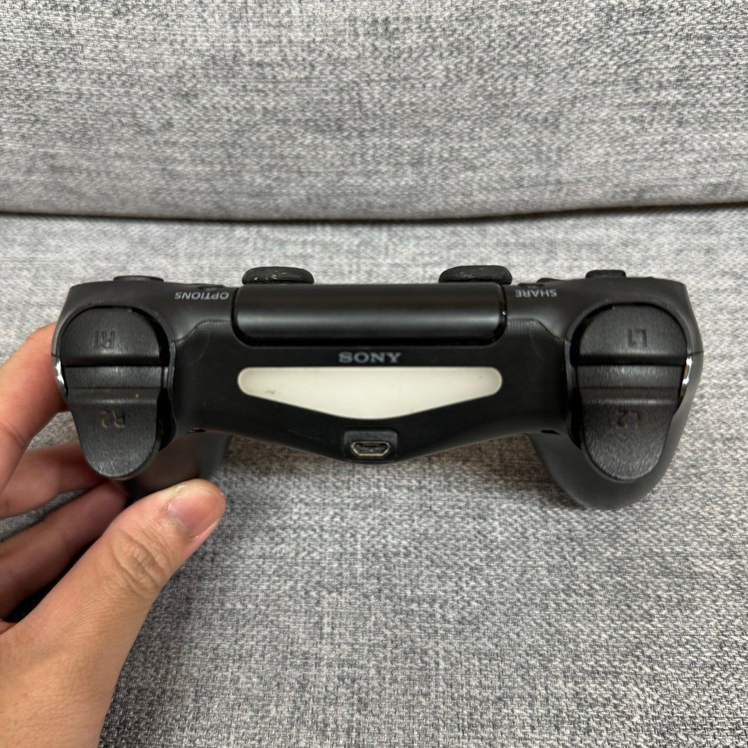 Dualshock 4 ps4 controller original, Video Gaming, Gaming Accessories ...
