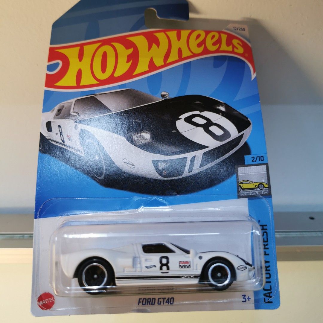 Hotwheels FORD GT40, Hobbies & Toys, Toys & Games on Carousell