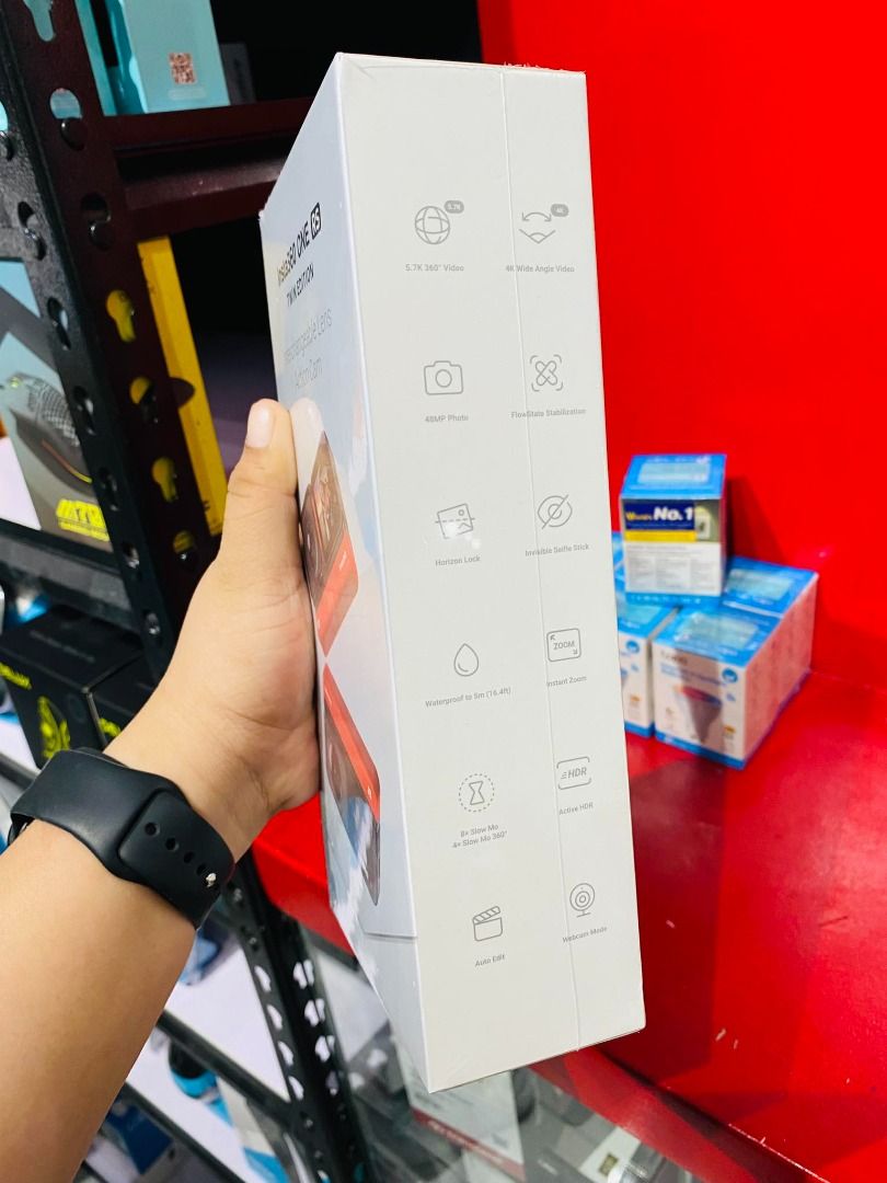 Insta360 ONE RS Twin Edition Interchangeable Lens Action Camera ...