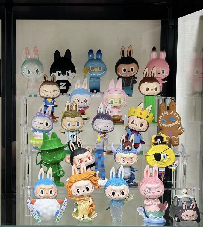 Labubu 隱藏 Secrets 退坑, 興趣及遊戲, 玩具 & 遊戲類 - Carousell