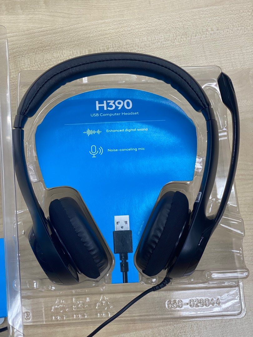 Logitech, Audio, Headphones & Headsets on Carousell