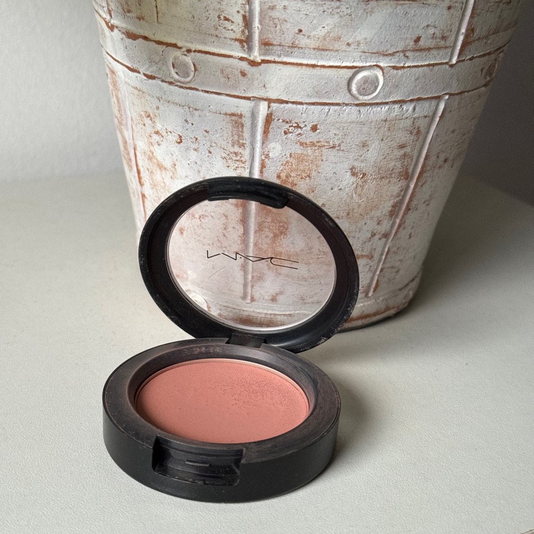 MAC Powder Blush (Melba), Beauty & Personal Care, Face, Makeup on Carousell