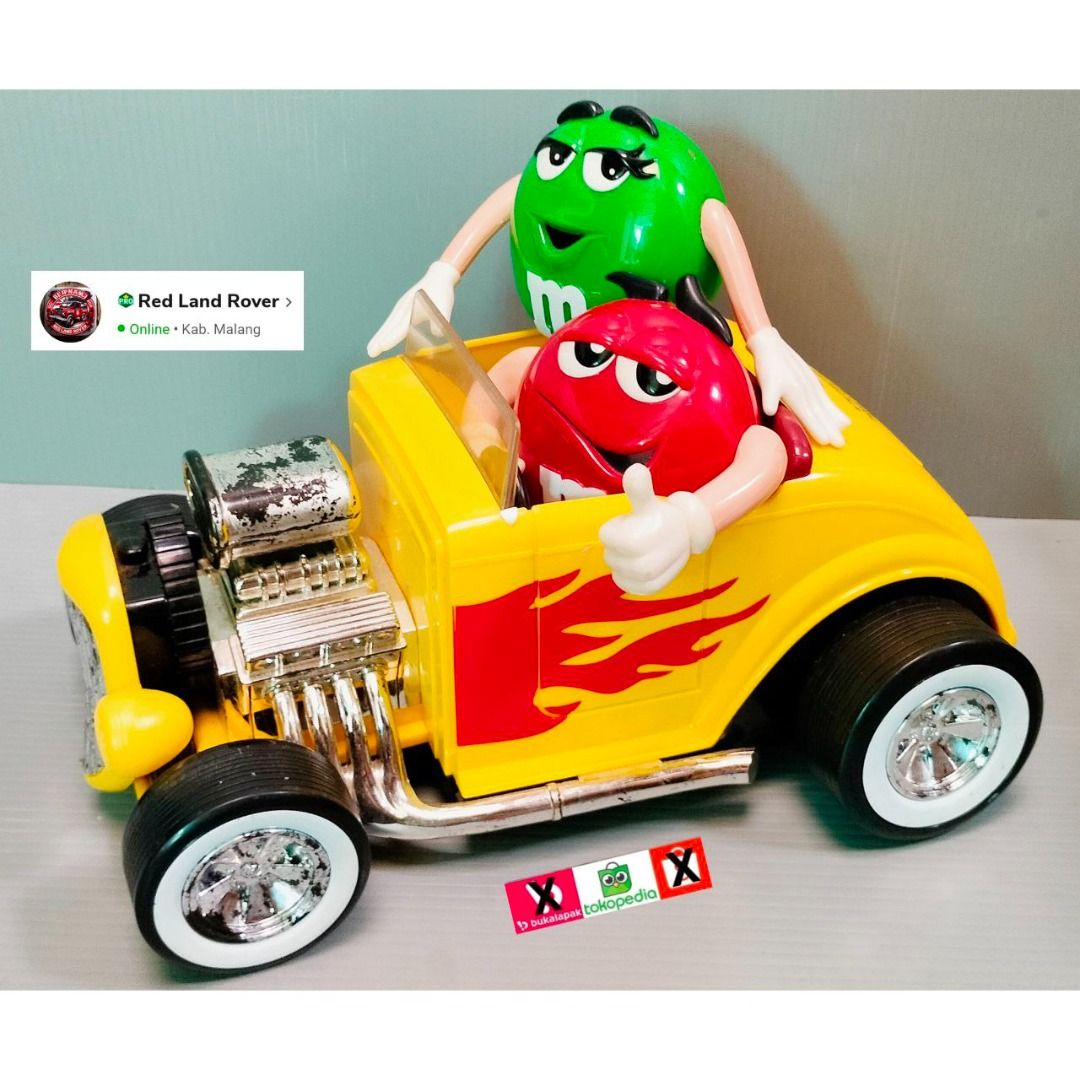 M&M's Hot Rod Candy Dispenser Car Yellow Collectible Toy, Perabotan ...