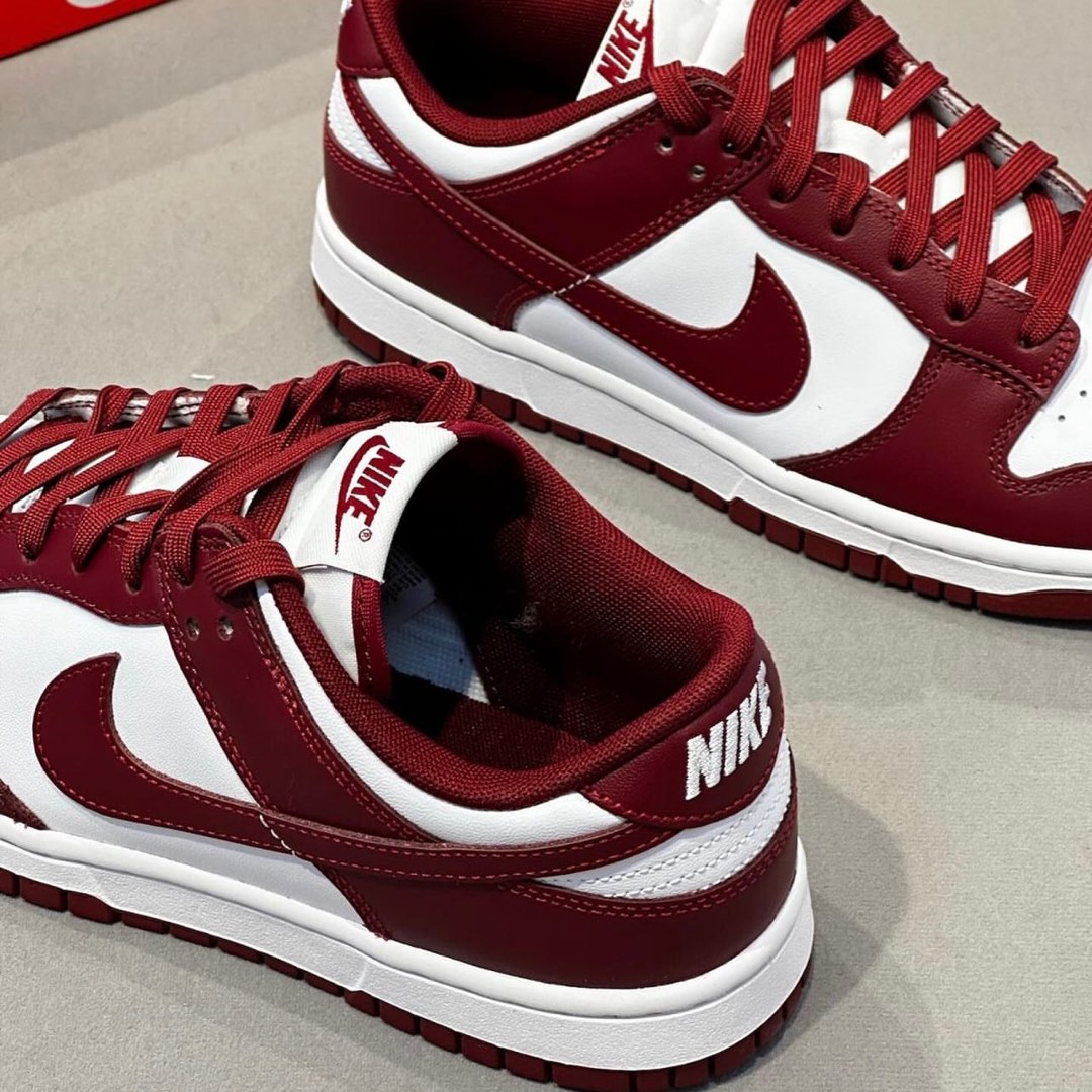 Nike Dunk Low Team Red, Men's Fashion, Footwear, Sneakers on Carousell