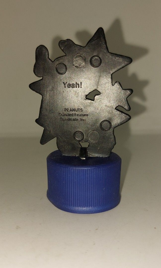 Pepsi Cola Peanuts Snoopy Yeah! Collectible Bottle Cap Toy Figure ...