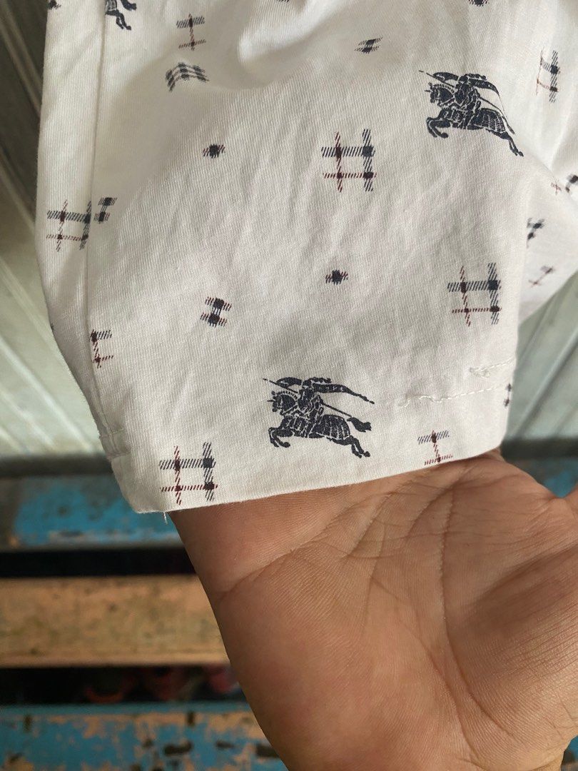 Polo Shirt Burberry Brit Full Print. Not pred ferry , lacoste,cpcompany ...