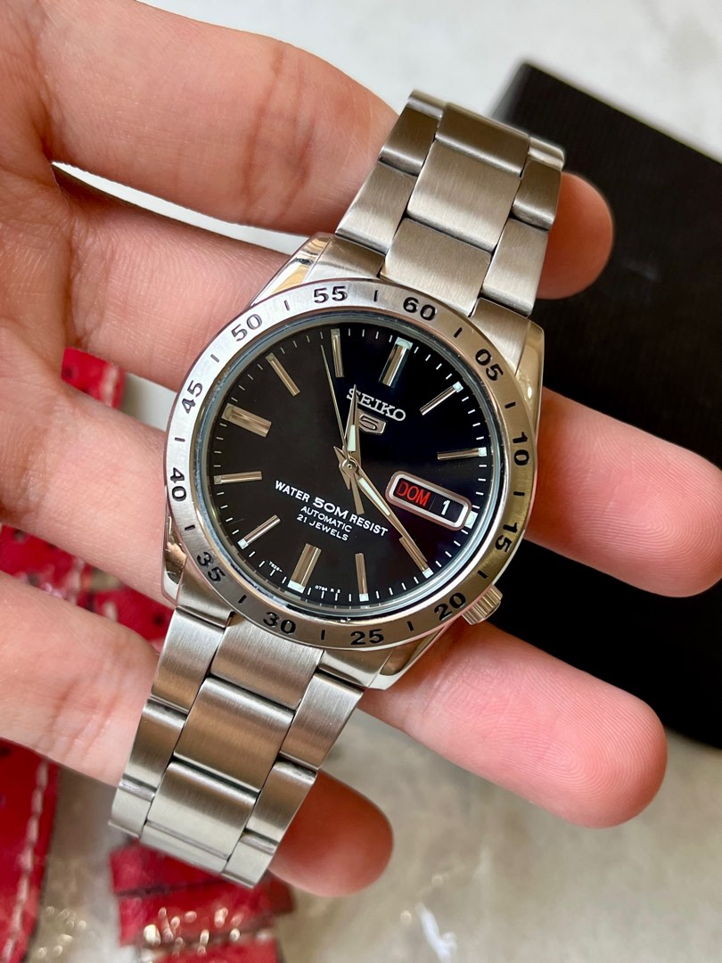 Seiko 5 SNKE01K1 Automatic Black Dial 37mm, Men's Fashion, Watches ...