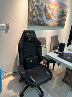 TTRacing Maxx Darth Vader Edition Gaming Chair, Furniture & Home Living ...