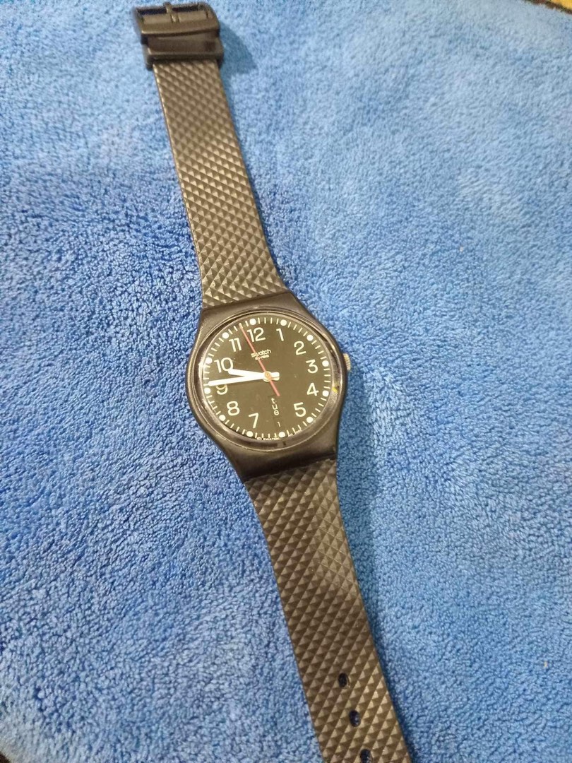 Vintage Swatch Red Series, Men's Fashion, Watches & Accessories ...