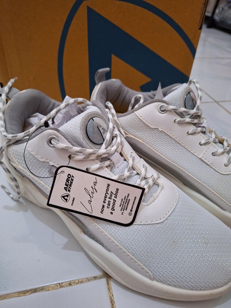 Aerostreet Sportwomen Series, Fesyen Wanita, Sepatu di Carousell