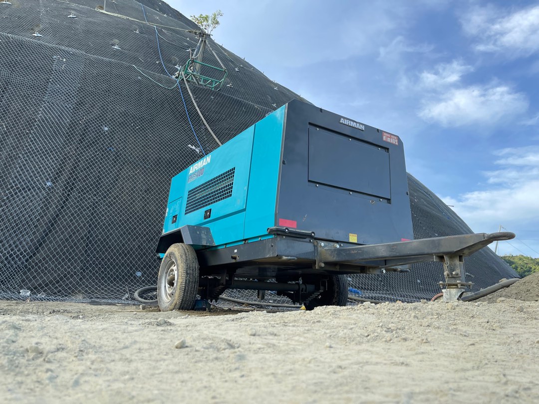 Airman 400 cfm Brand New Air Compressor Unit, Commercial & Industrial ...