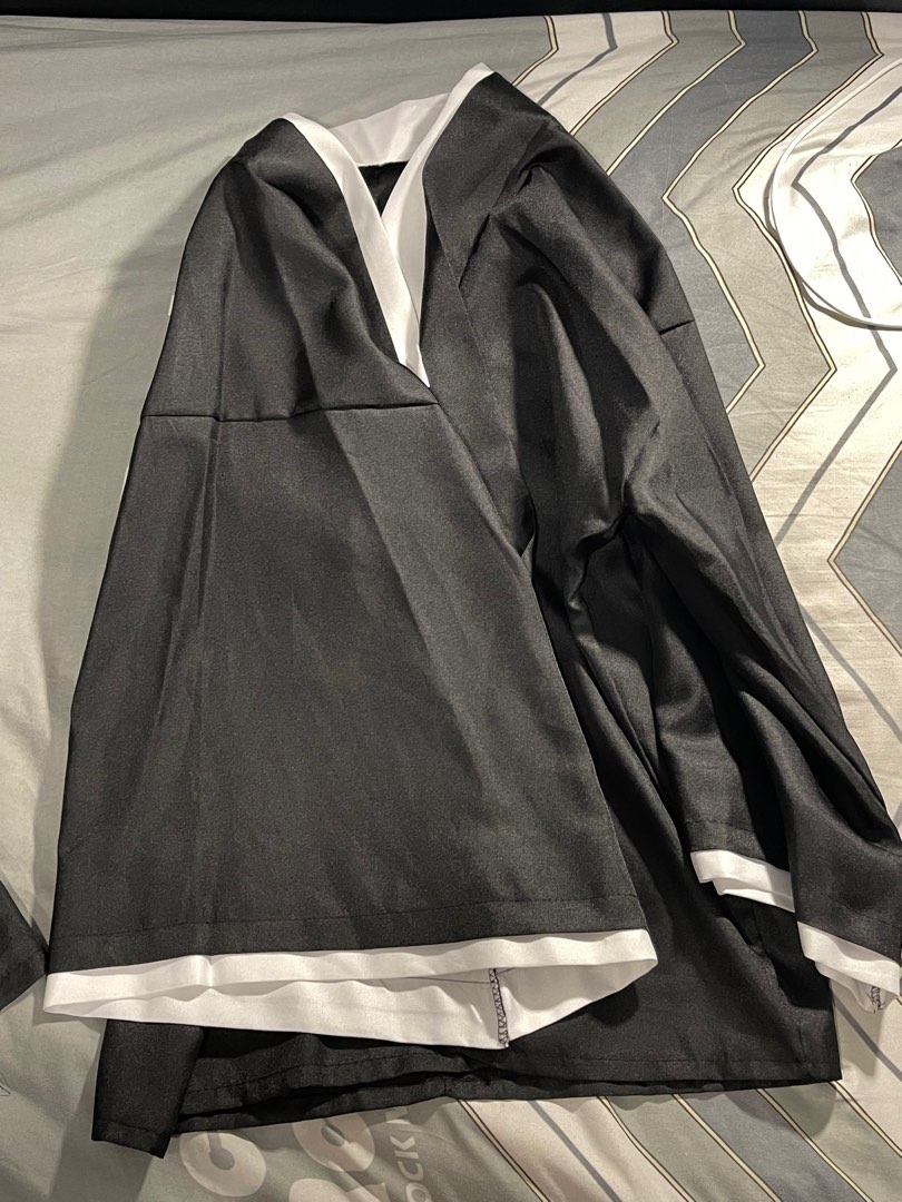 Bleach Kurosaki Ichigo cosplay costume, Luxury, Apparel on Carousell