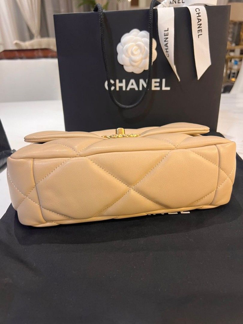 CHANEL Beige C19 GHW, Luxury, Bags & Wallets on Carousell