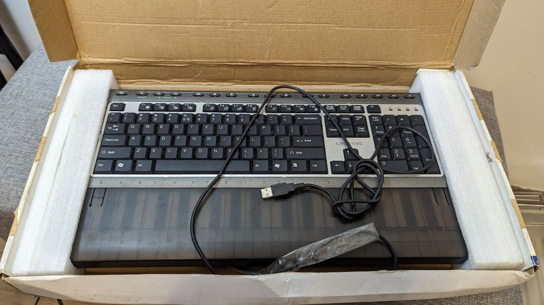 Creative Prodikeys PC-MIDI Keyboard, Computers & Tech, Parts ...