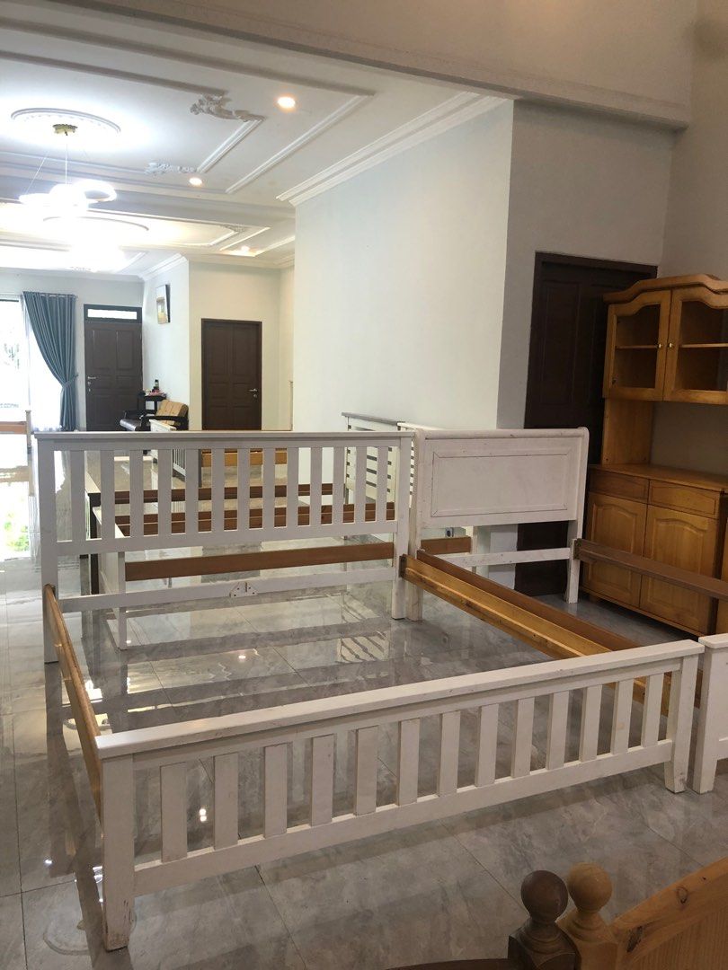 BARANG BARU BUKAN BEKAS Dipan Divan 180x200 Kayu Full Solid Minimalis ...