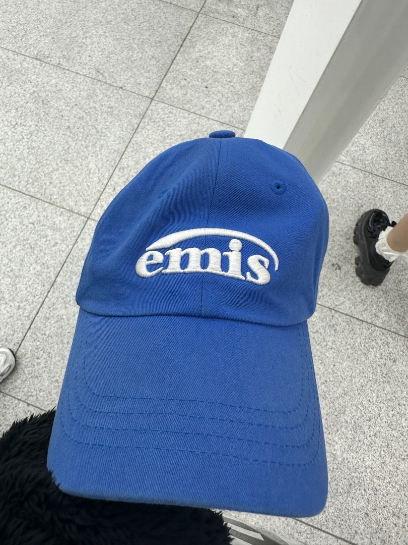 emis 老帽 韓國代購 可調式老帽 4/10親自帶回, 她的時尚, 手錶及配件, 帽子在旋轉拍賣