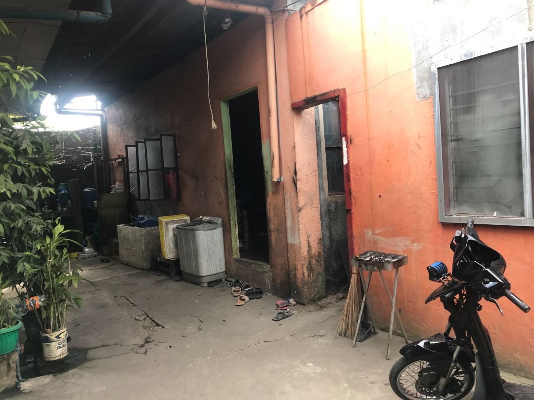 Houses and lot (4 houses in 1 compound) clean title, Property, For Sale ...