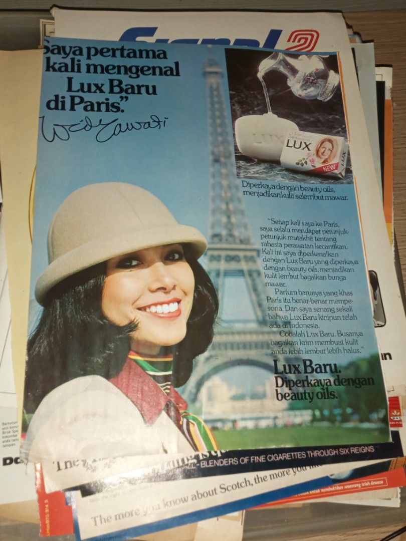 Iklan cetak jadul Sabun Lux, Antik, Pajangan di Carousell